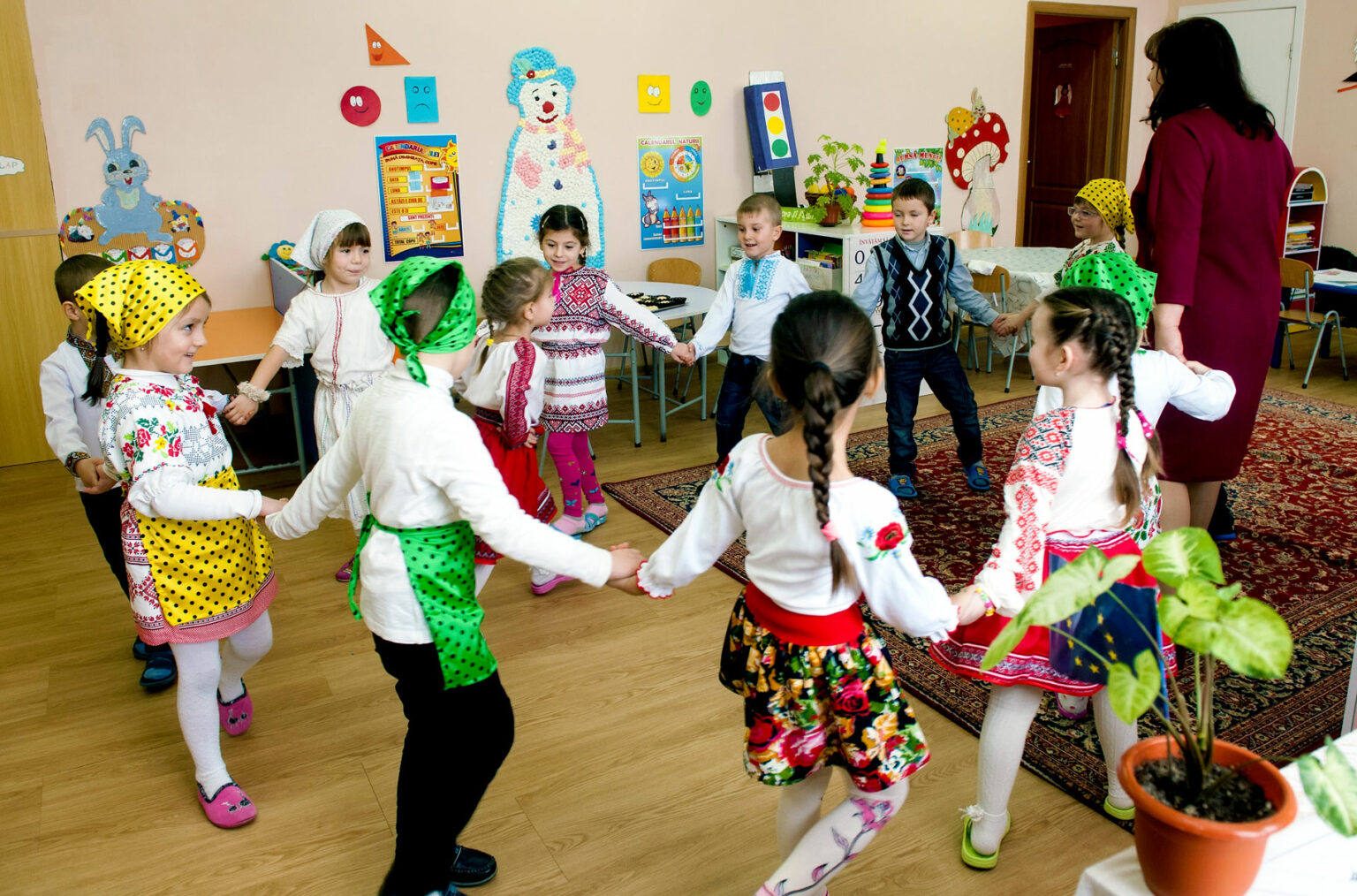 EU helps Villages in the Republic of Moldova Produce Renewable Energy ...