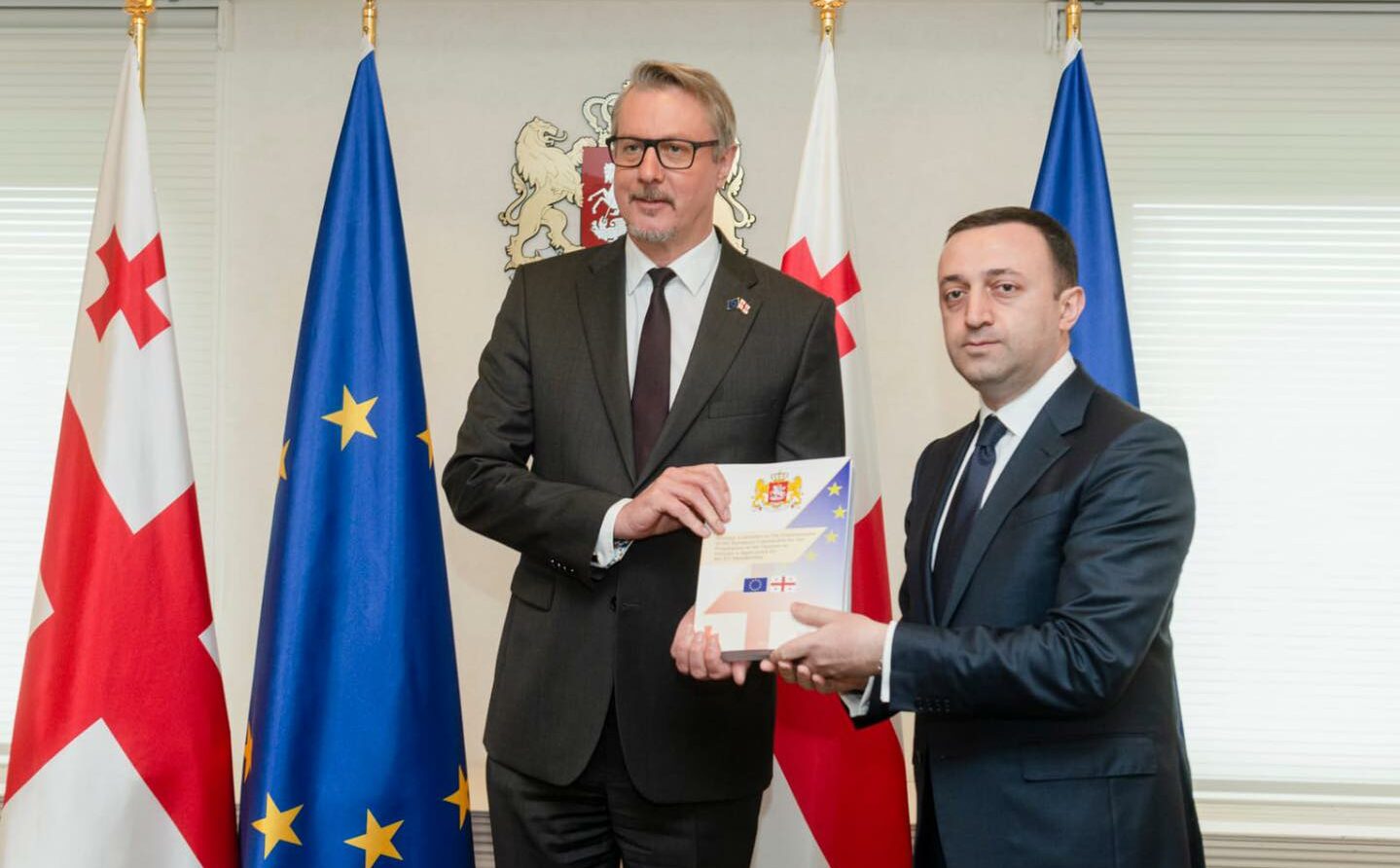 Georgia hands back completed EU questionnaire - EU NEIGHBOURS east