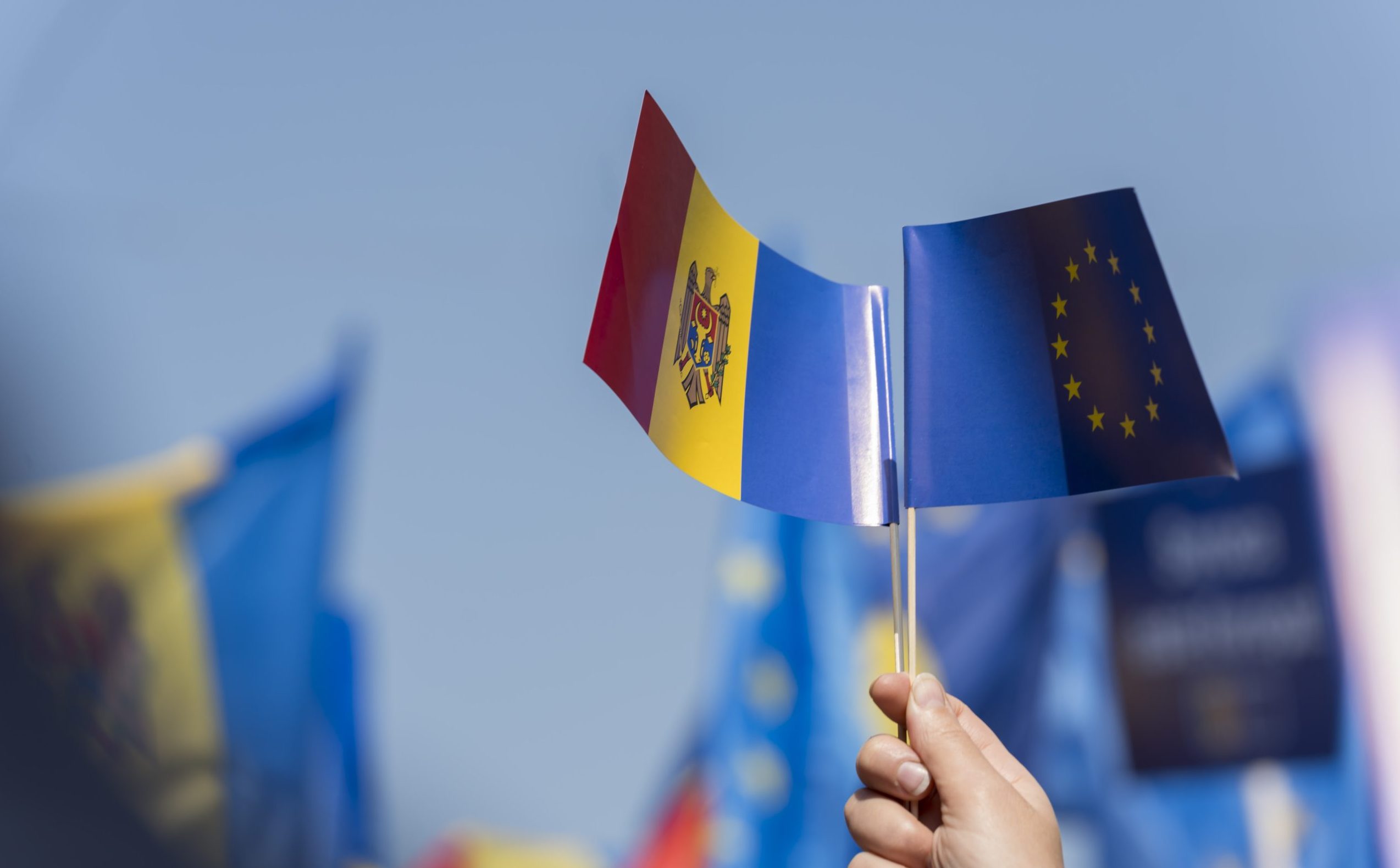 European Parliament approves new support plan for Moldova - EU ...